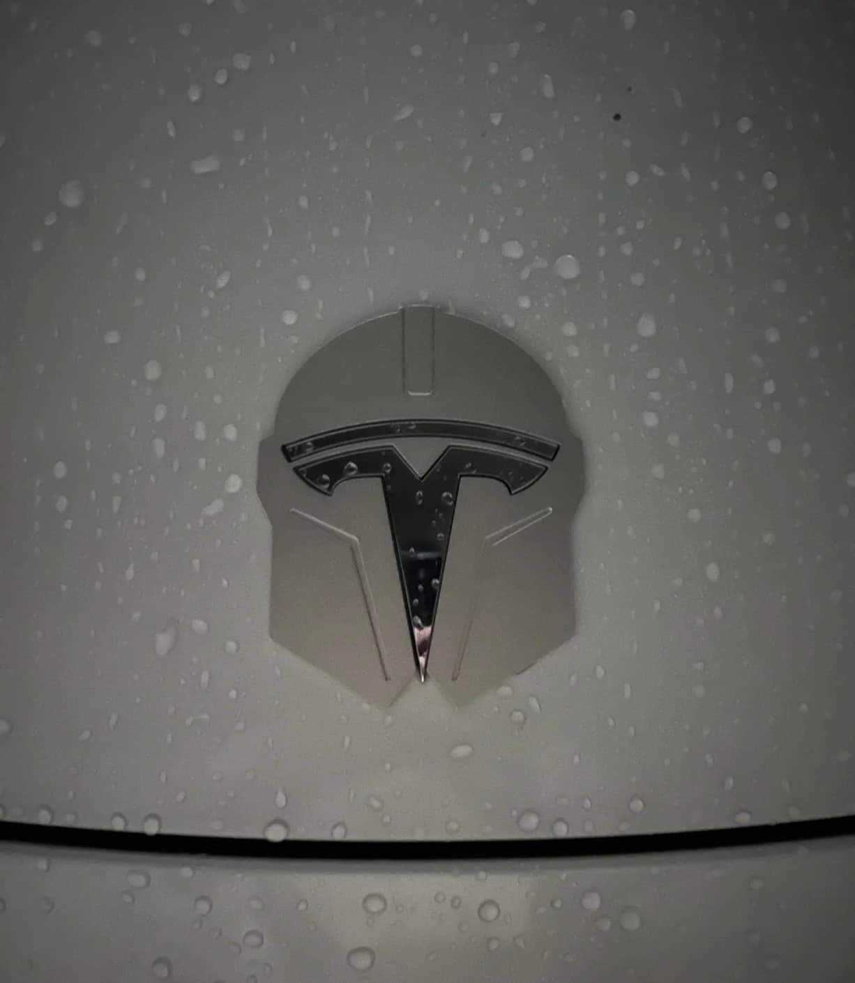MADALORIAN STAR WARS TESLA EMBLEM BADGE FOR MODEL 3 & Y